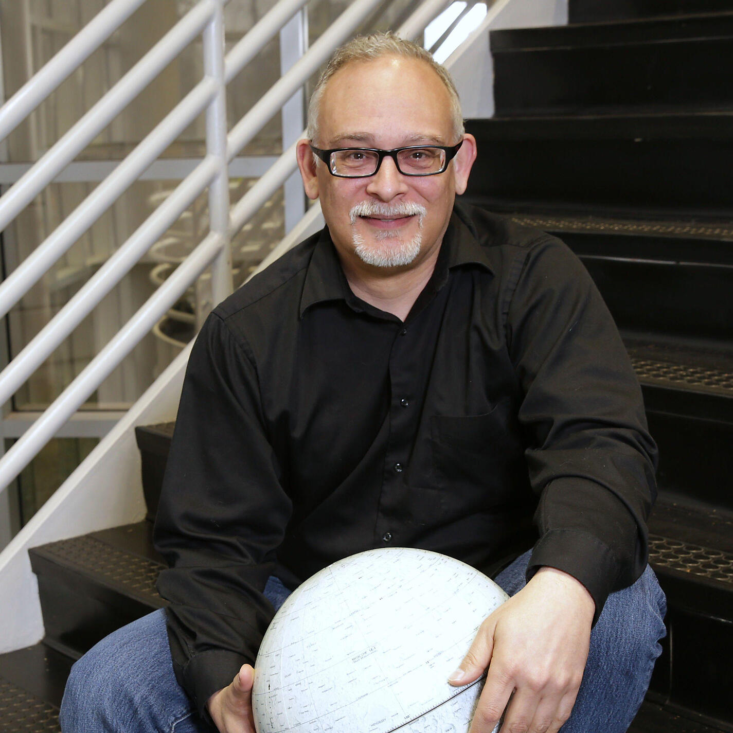 Our cruises with Richard Miller | Paul Gauguin Cruises