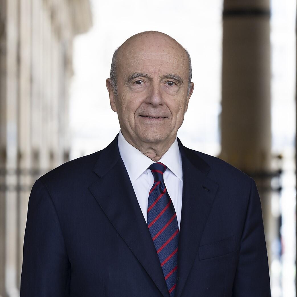 Our Cruises with Alain Juppé | PONANT United States