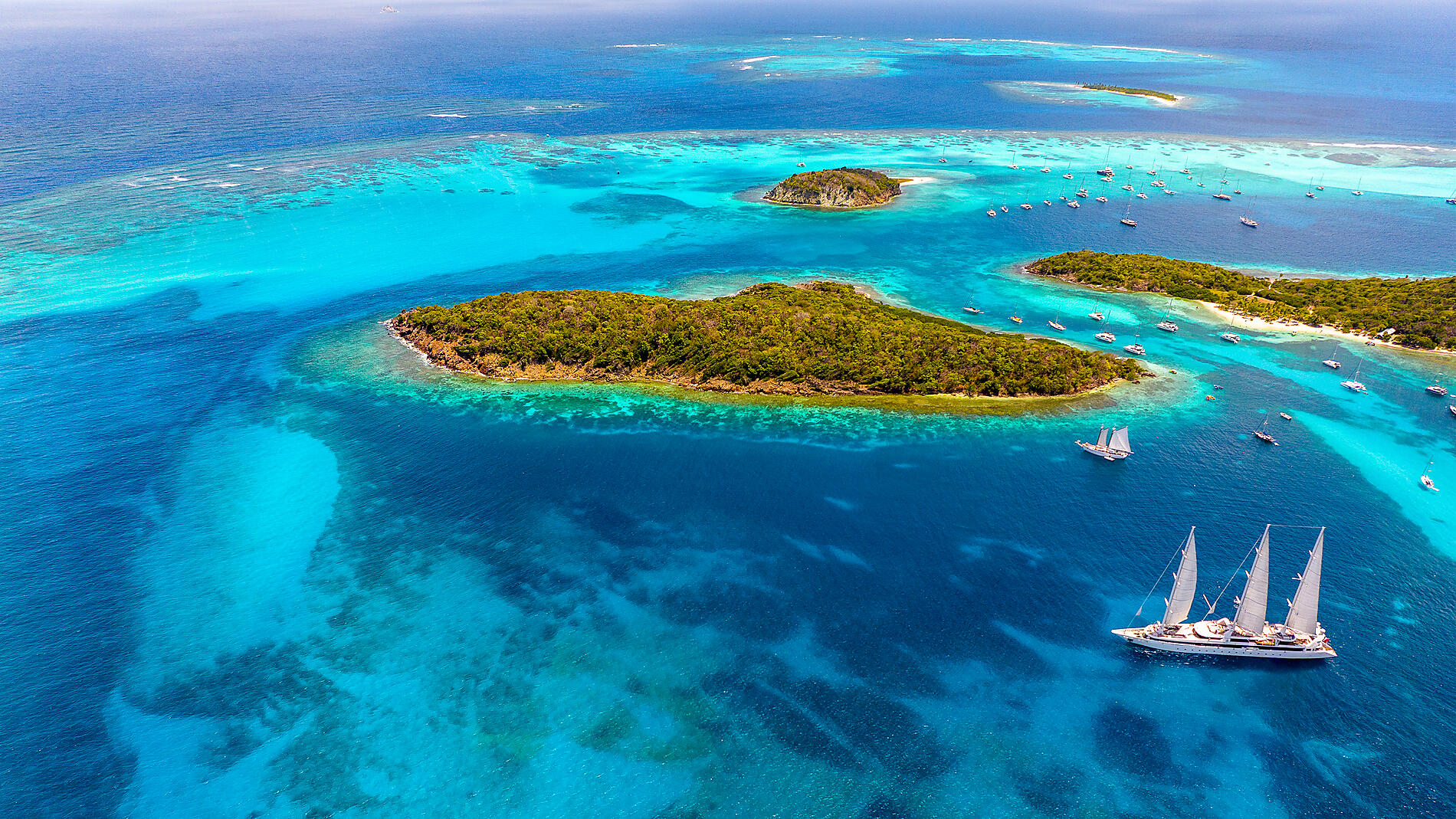 Gliding the Waters of the Windward Islands: from Jan 2, 27 to Jan 9, 27 ...